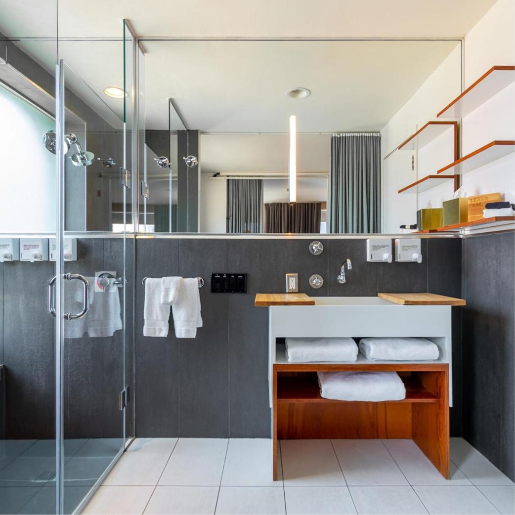 THE DRAKE HOTEL TORONTO
